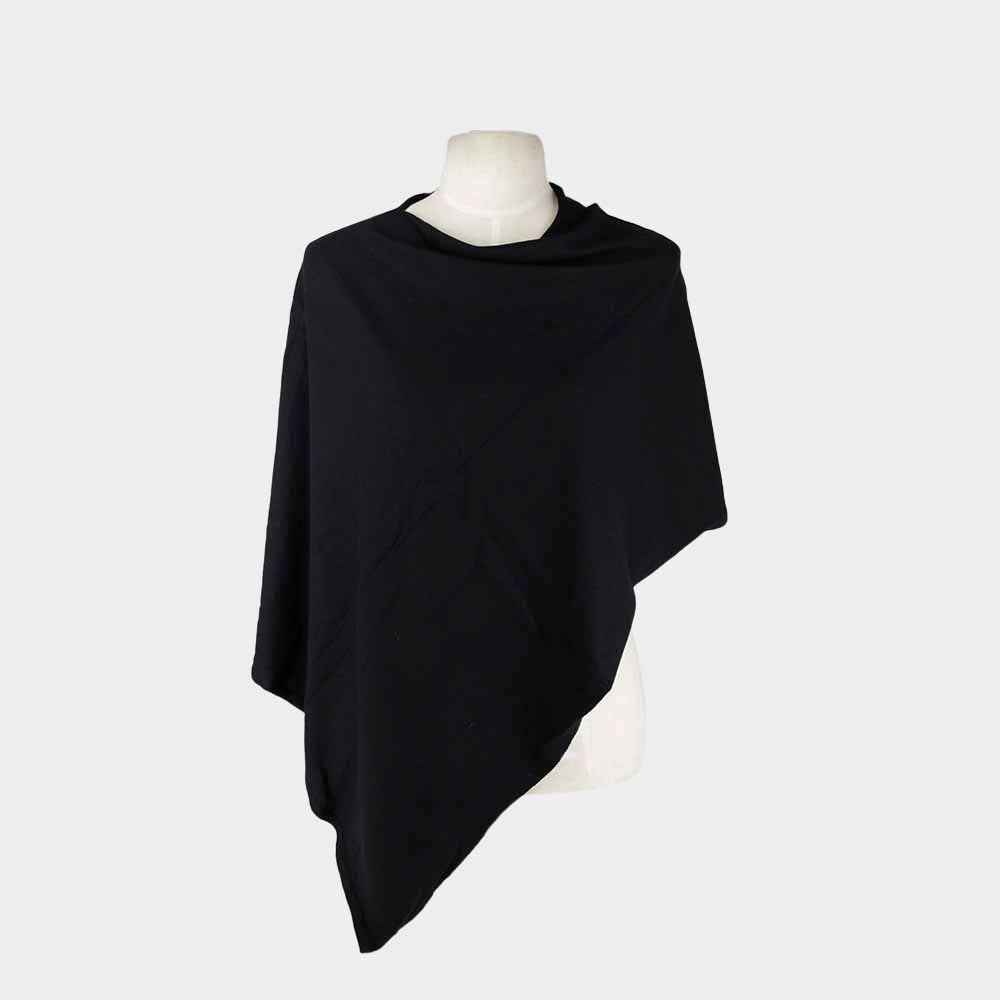 CAPA NEGRO – Olivia Basics